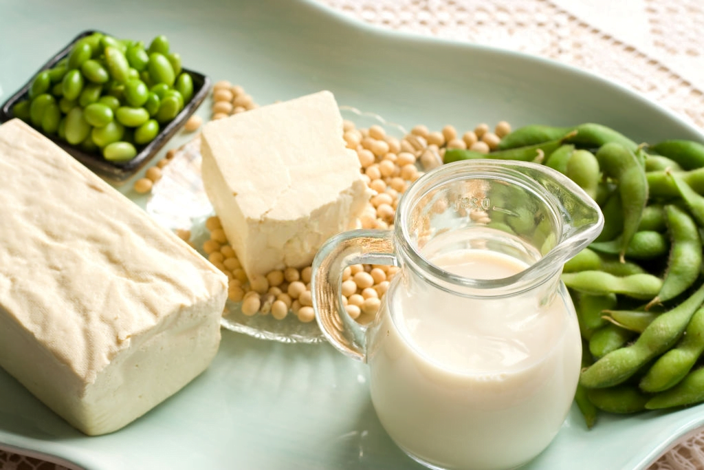 13 Foods to AVOID if you are Suffering from Gynecomastia!